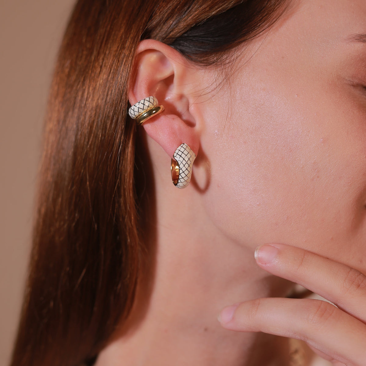 Ear Cuffs & Clip-On Earrings – Retro Chic_Official